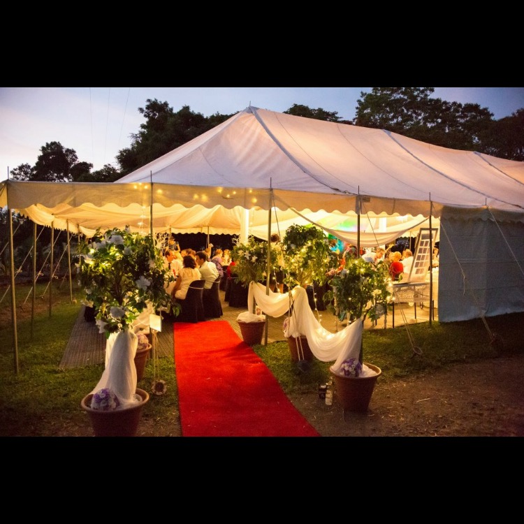 rope and pole marquee exterior with red carpet – Fiesta Rentals Mackay